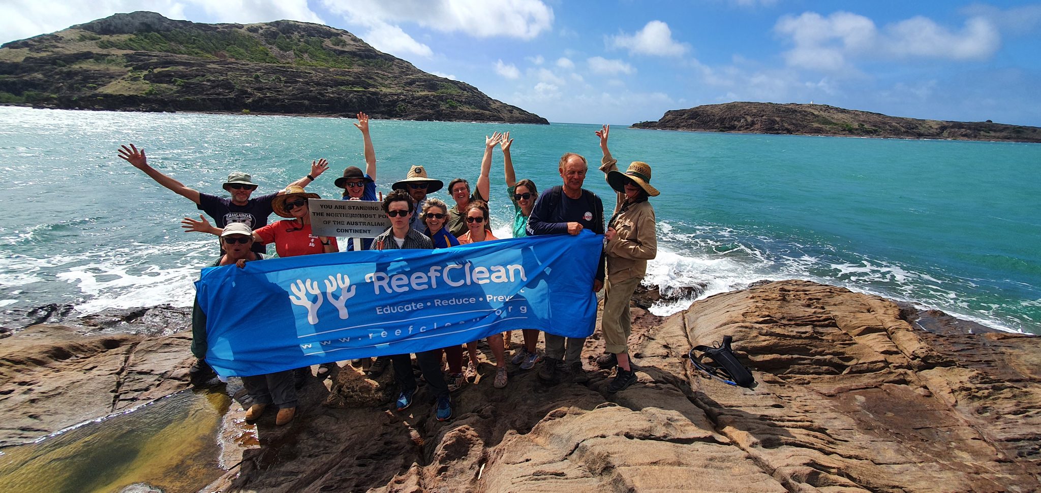 ReefClean - Tangaroa Blue Foundation